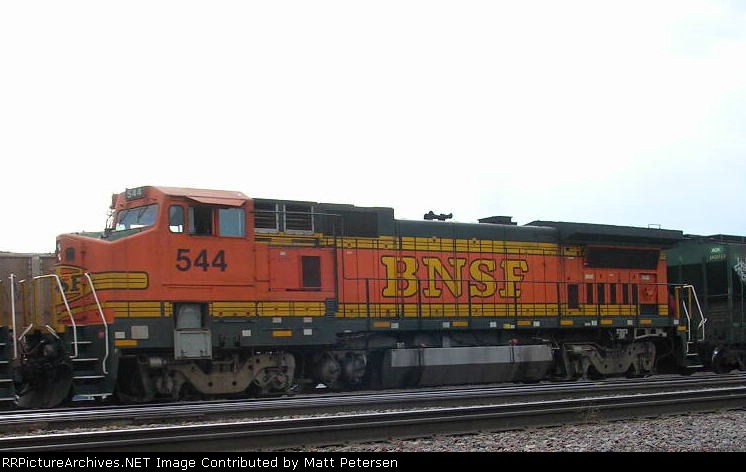 BNSF 544